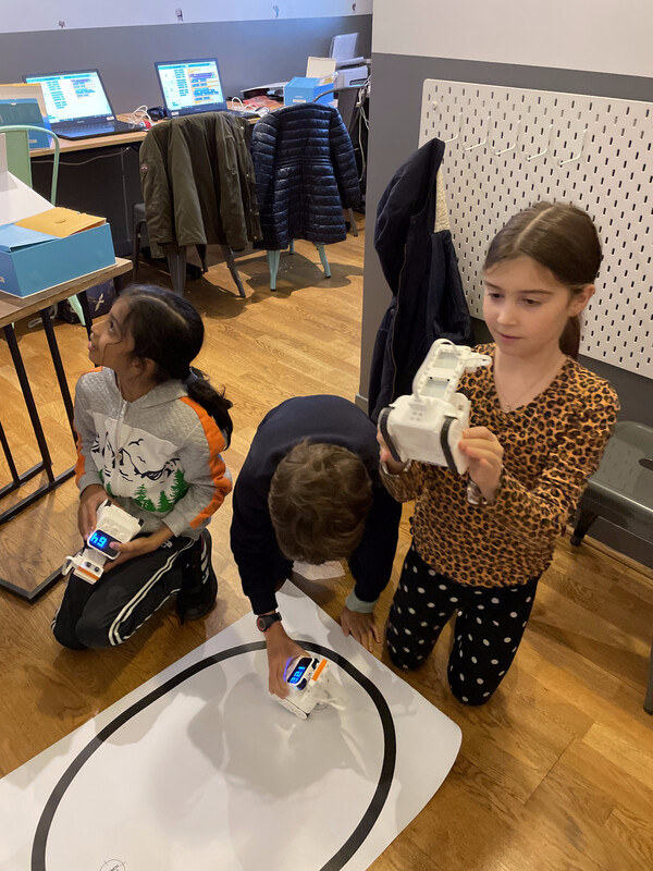 2023-2024 - 7-9 ans 2 - Codey Rocky - Tech Kids Academy