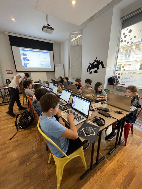 RS11067_IMG_7337-scr - Tech Kids Academy