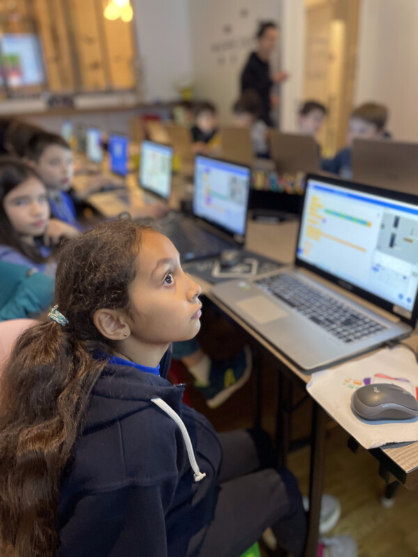 RS11108_IMG_8212-scr - Tech Kids Academy