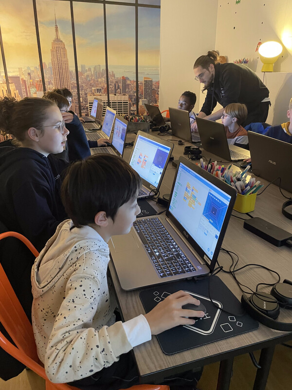 RS11142_IMG_8640-scr - Tech Kids Academy