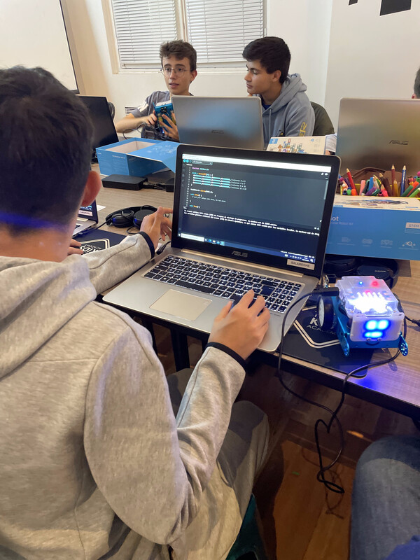 2023-2024 - 13-17 ans 1 Robotique Mbot - Tech Kids Academy