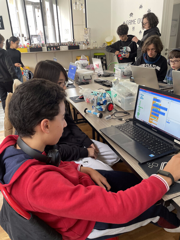 RS13908_IMG_1420-scr - Tech Kids Academy