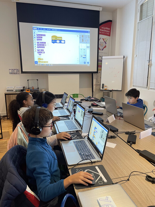 2024-2025 : 10-14 ans 1 Programmation Scratch - Labyrinthe BB8 - Tech ...