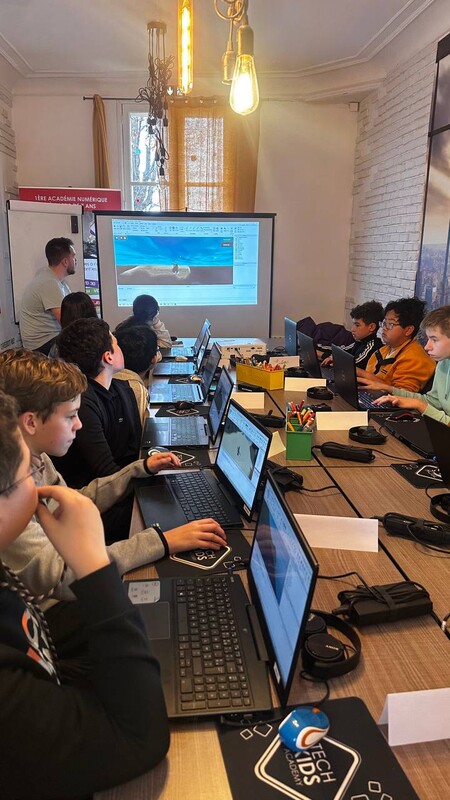 RS16748_photo_18_2024-12-18_11-17-33-scr - Tech Kids Academy